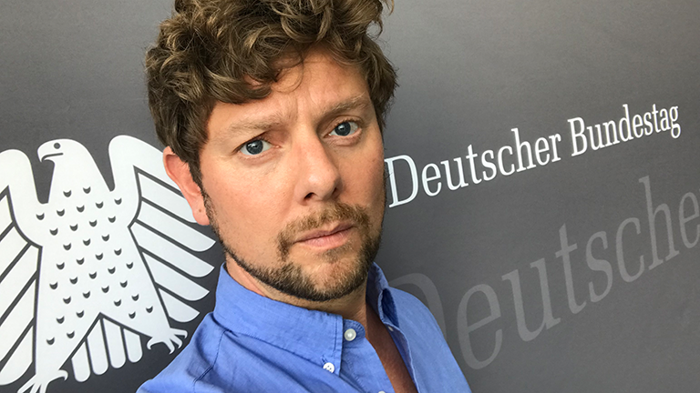 Bundestags-Praktikant Philipp Möller: losgezogen, um die Welt zu retten ...