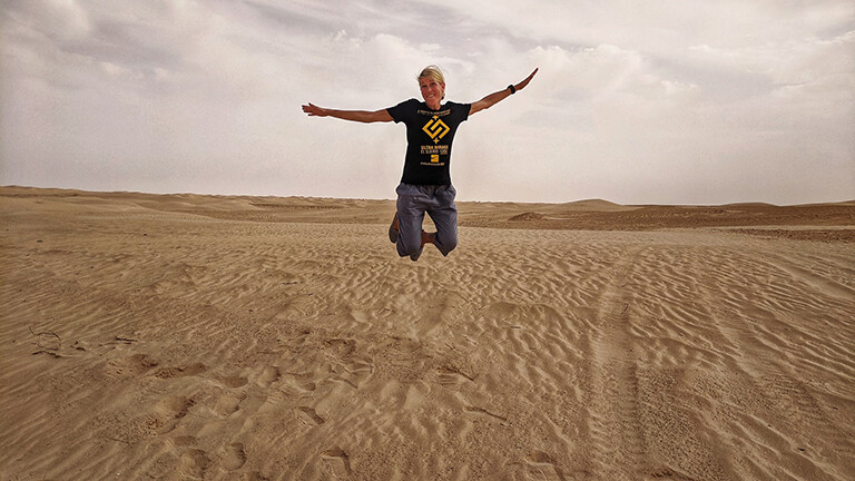 Tunesien: Ultraläuferin Judith Havers rennt durch die Sahara · Dlf Nova