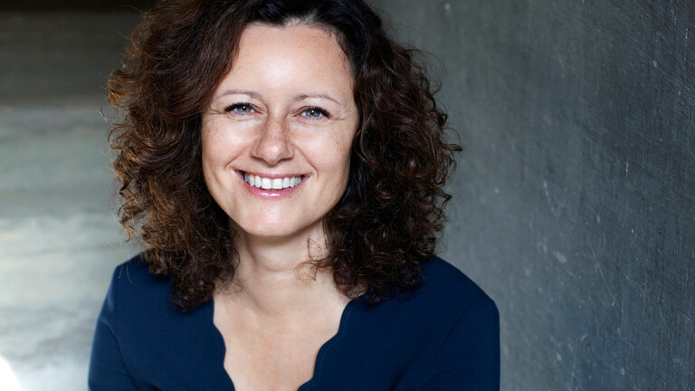 Journalistin Jana Simon: "Wir müssen im Gespräch bleiben" · Dlf Nova