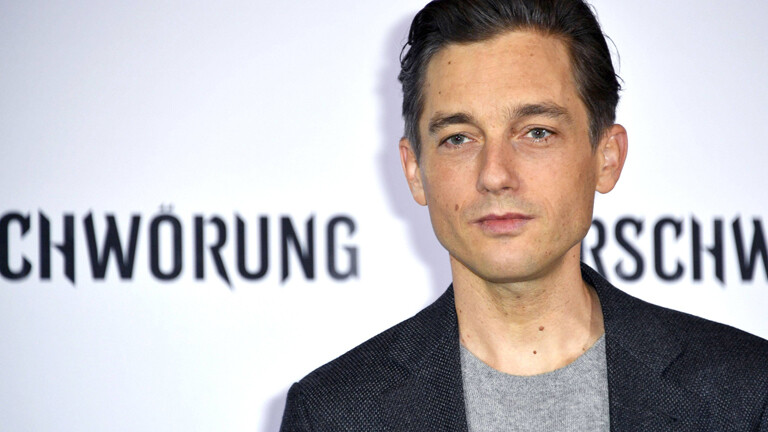 Volker Bruch: "Babylon Berlin" und "The Girl in the Spider's Web" · Dlf ...