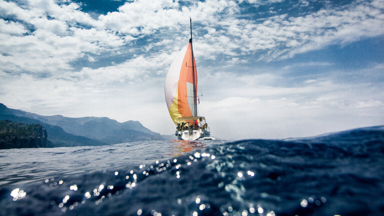 Segeln: Auf hoher See · Dlf Nova