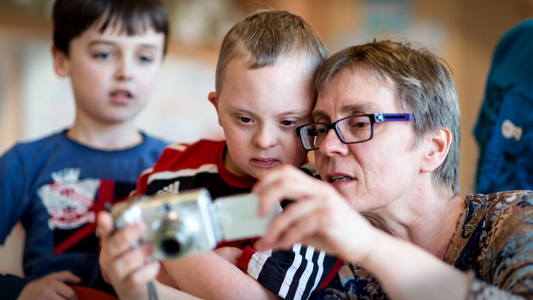 Genetik: Computerprogramm erkennt Gen-Defekt am Gesicht · Dlf Nova