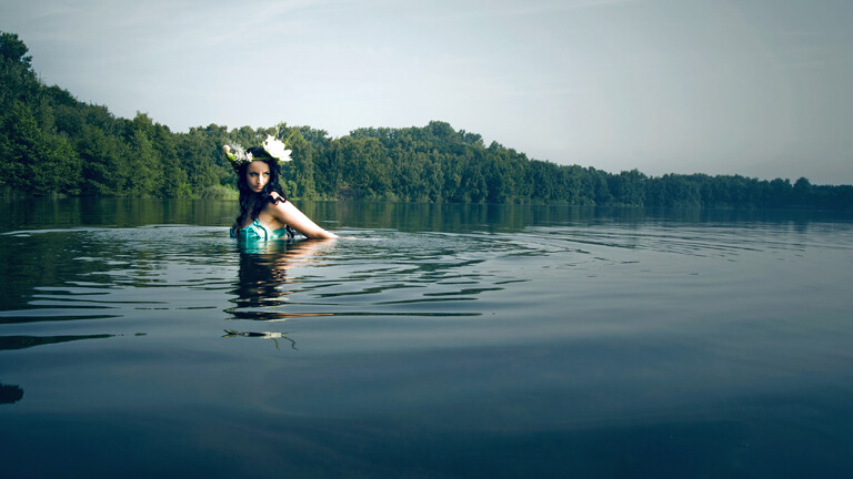 Schwimmen im Rhein: Wenn der Fluss dich trägt · Dlf Nova
