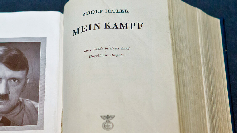 Mein Kampf: Hitlers Buch bleibt verboten · Dlf Nova