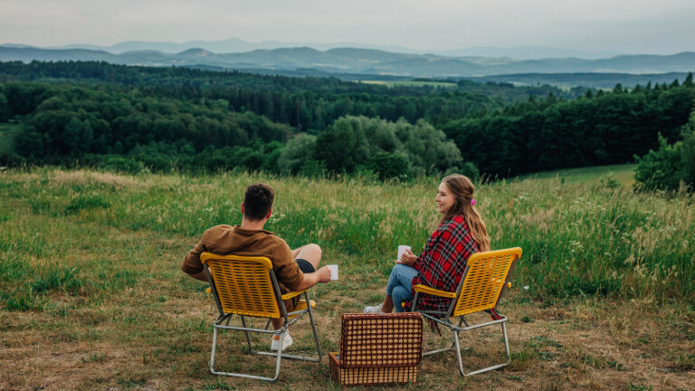 Beziehungen und Partnerschaft – Dating: Offline spüren, ob da wirklich ...
