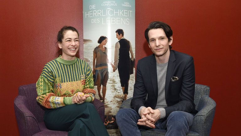 Zum 100. Todestag: Film "Die Herrlichkeit des Lebens" läutet Kafka-Jahr ein · Dlf Nova