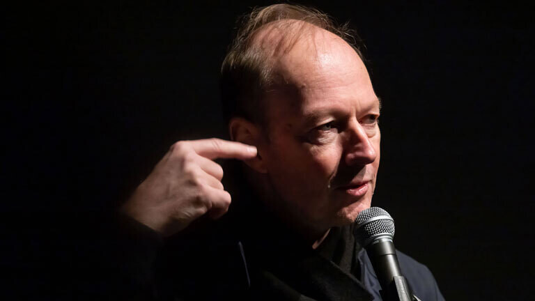 Martin Sonneborn: Satiriker will wieder ins EU-Parlament · Dlf Nova