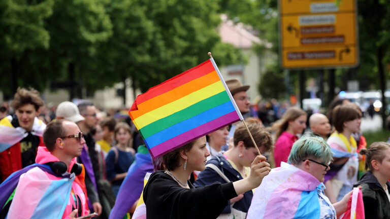 Deutschlandfunk Nova: Es ist kompliziert. Dazu guter Pop. · Dlf Nova